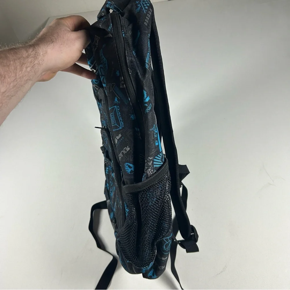 Dakine | Bags | Rare Dakine Skateboard Backpack Varial Pack Y2k New ...